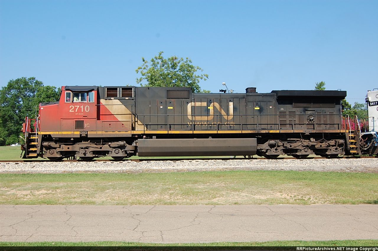 CN 2710